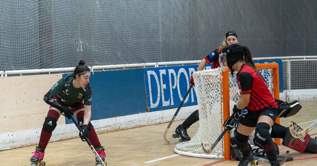 Un hat-trick de Alba Garrote mantiene al Marineda en lo más alto
